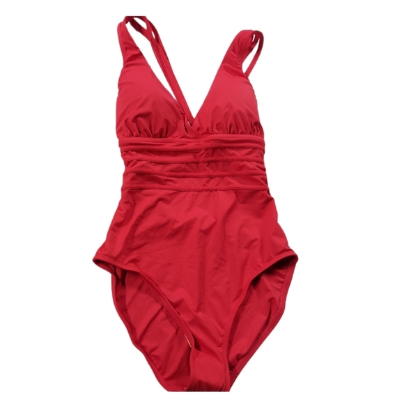 La Blanca | Swim | Nwt La Blanca Island Goddess Multistrap Cross Back ...
